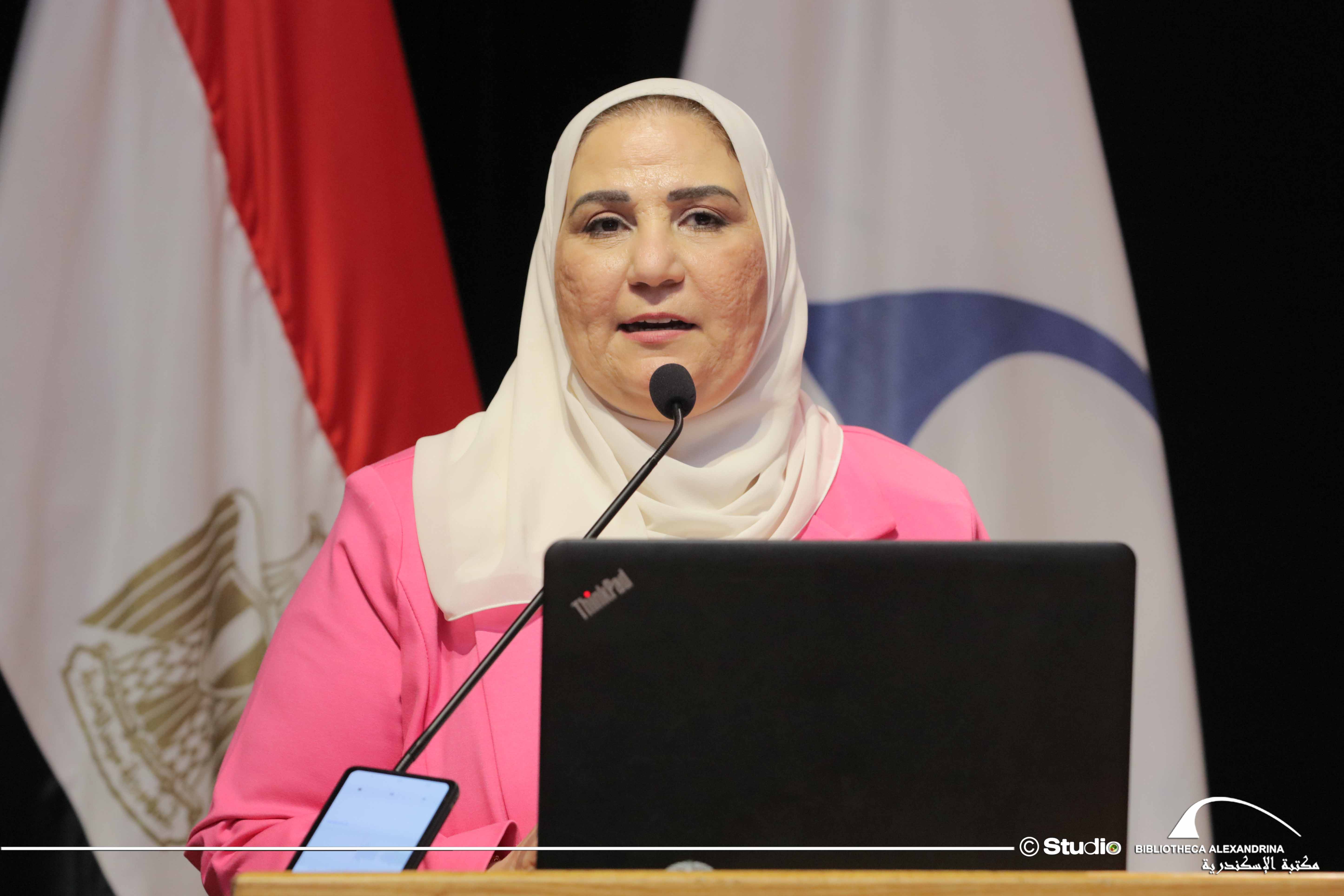 El-Kabbaj and Zayed Inaugurate the “Civil society” Conference at the BA ...