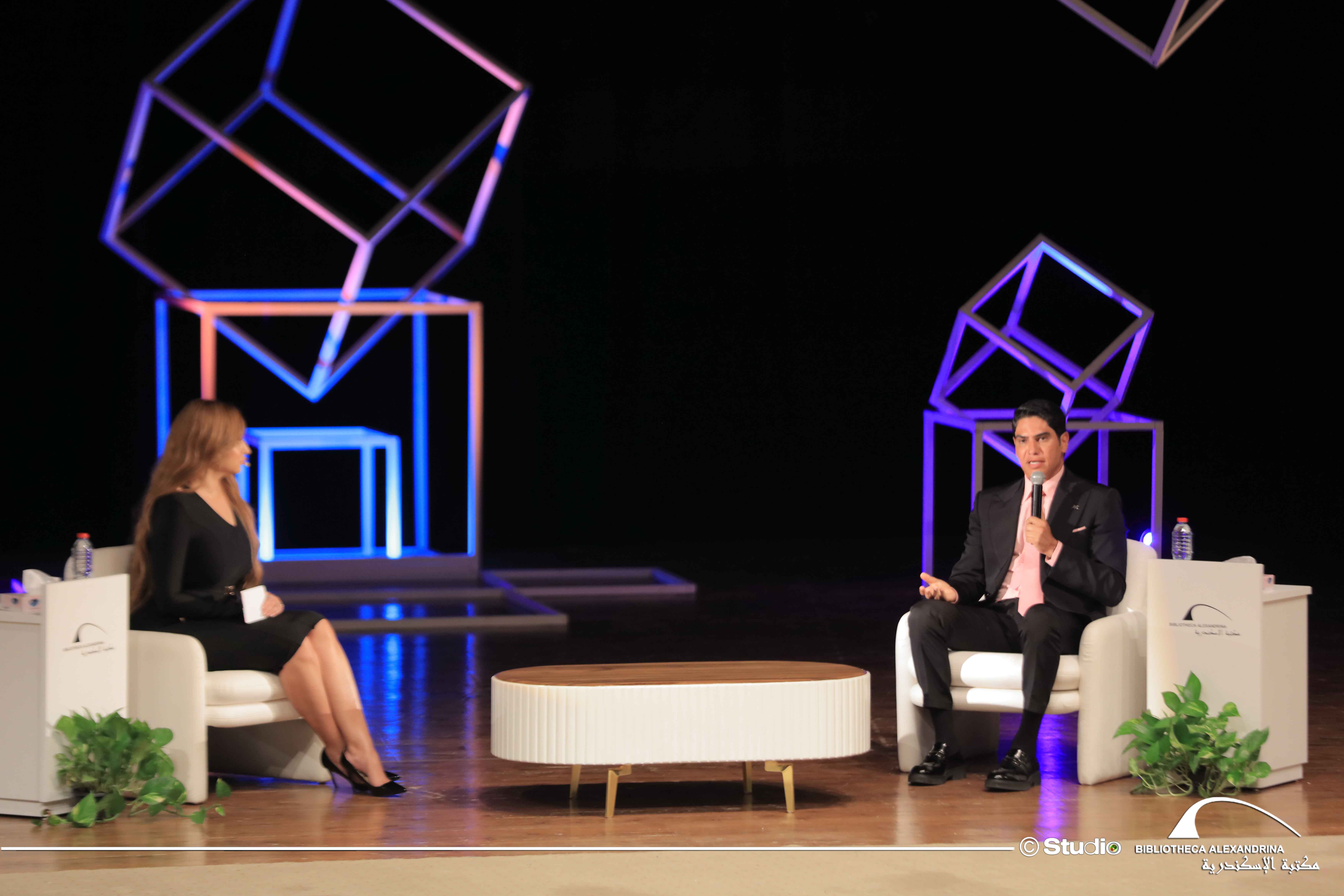 Abu Hashima in an Open Discussion with High School Students ...